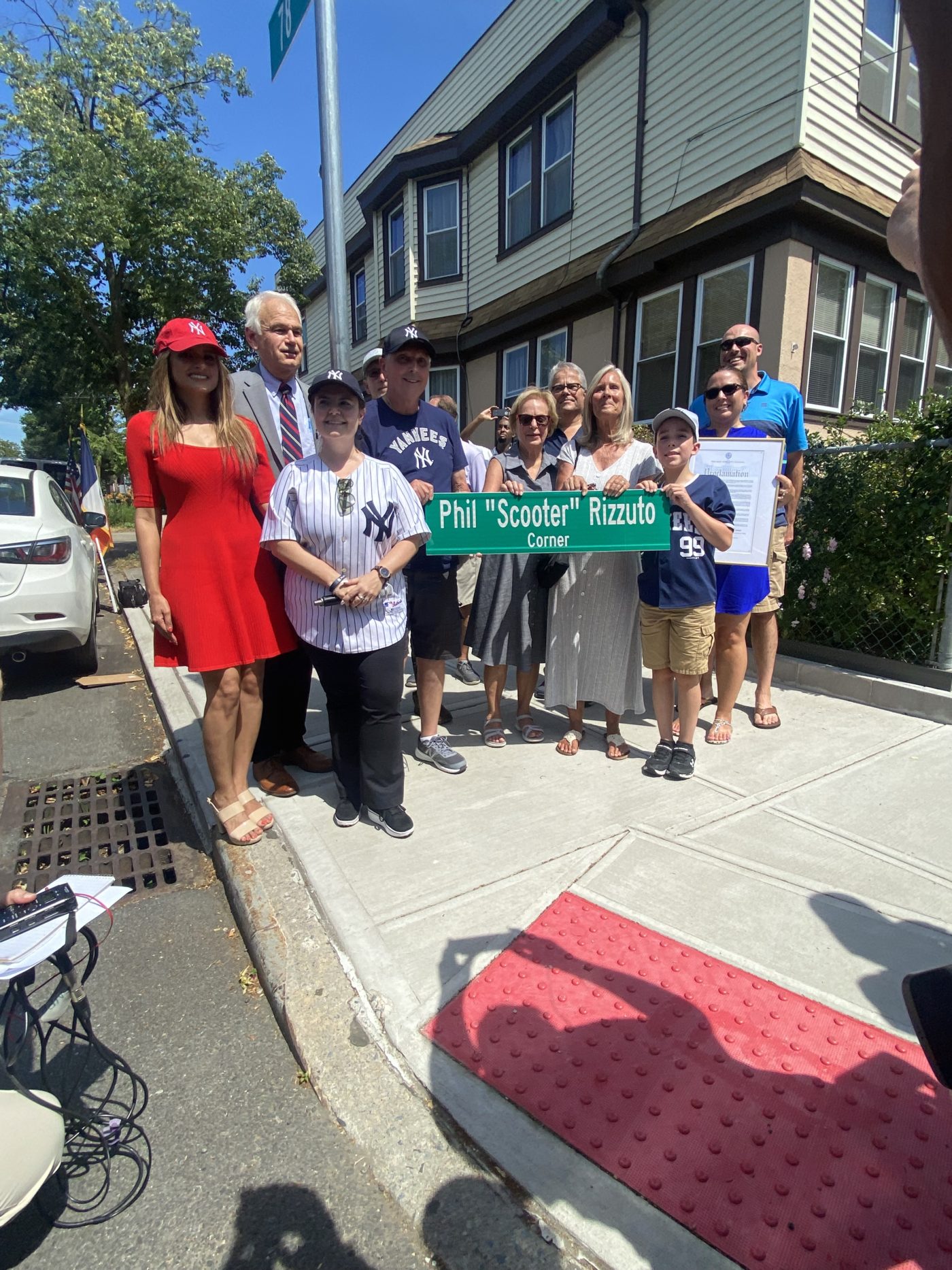 Phil ‘Scooter’ Rizzuto gets his street sign - Queens Ledger