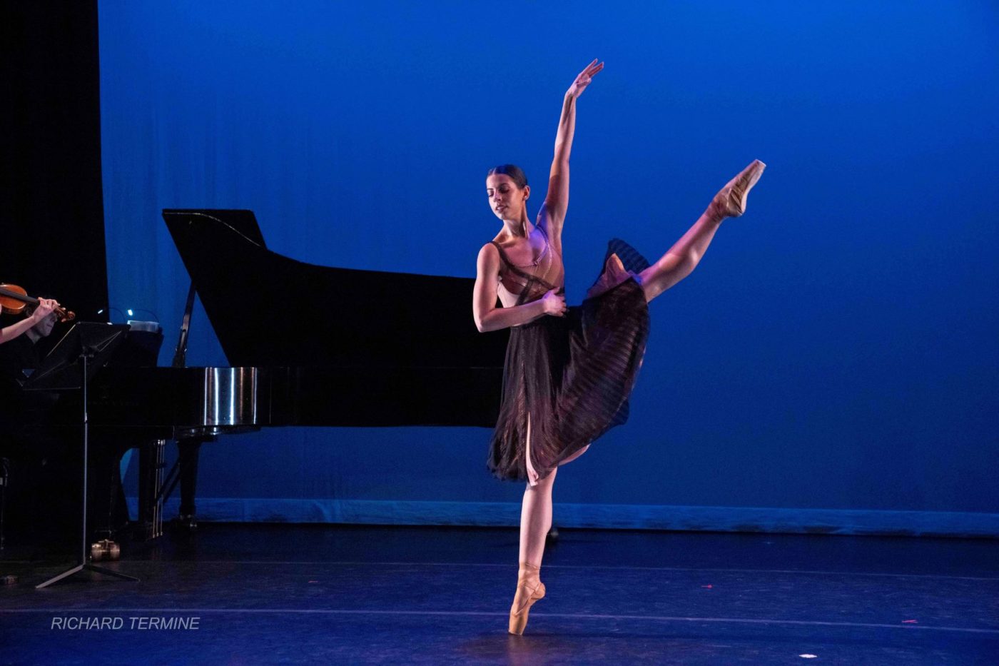 Woodside local stars in 'The Nutcracker' - Queens Ledger