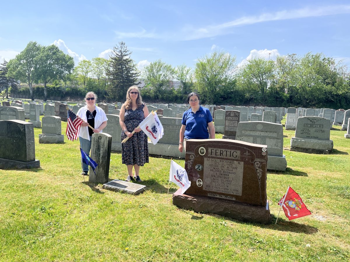 Lend A Helping Hand To Restore Landmarked Remsen Cemetery - Queens Ledger